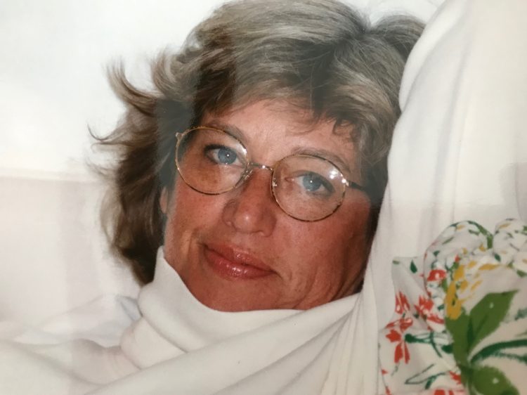 Susan Miles Obituary - Newport Buzz