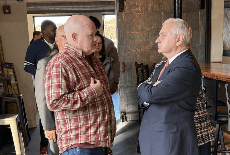 Senator Reed and SBA Host Roundtable Discussion With Veteran-owned ...