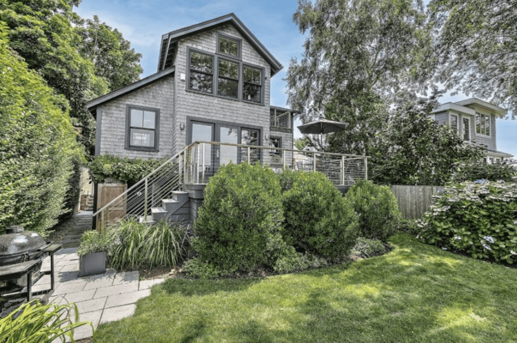 1282 Anthony Road Portsmouth, RI - Newport Buzz