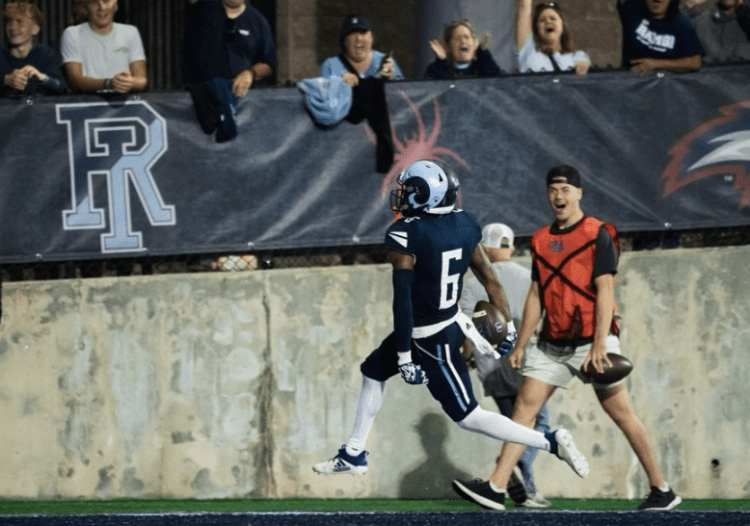 (VIDEO) Farrell's Last-Minute Heroics Propel URI Over Holy Cross in ...